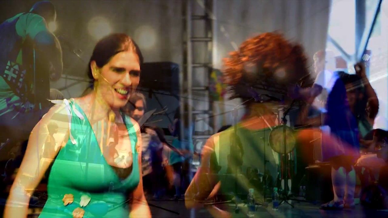 Gestinho Sonoro: Brinquedo de Dançar - "Sai Piaba" - YouTube