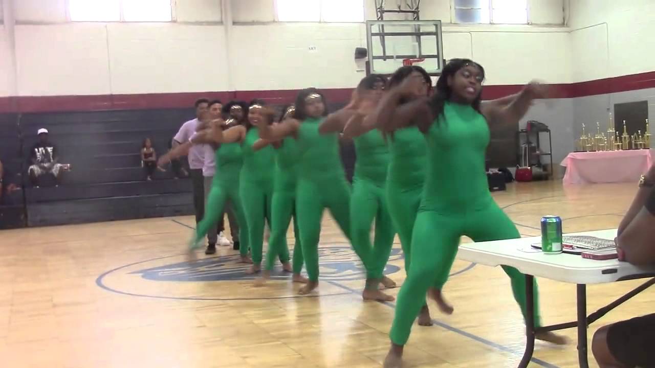 Hip Hop Dance 2015 Elite Prancing Peacocks - YouTube