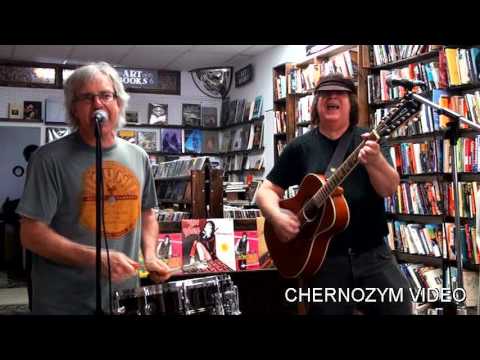 David Quinton Steinberg & Frank Secich - I Won't Look Back 2016 - YouTube