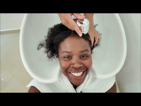 Big Change in Brazil - First Time at a Brazilian Hair Salon