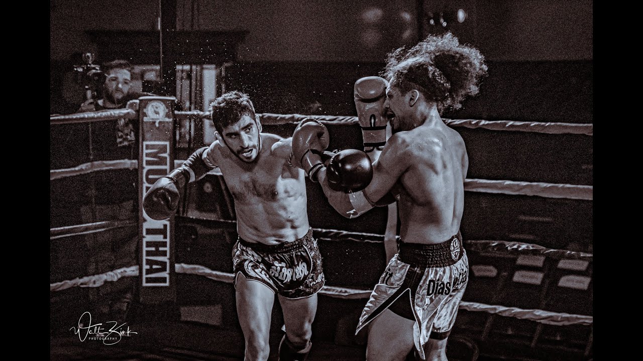 Mahmut Ates Vs Angel Martinez - YouTube