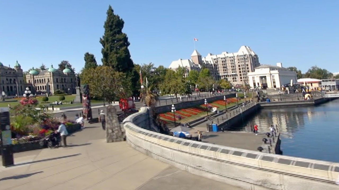 Take a tour bus to explore the city scenery of Victoria，乘坐旅游车漫游维多利亚城市风光 ...