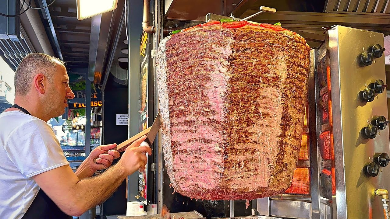 220 kg of meat Every day! The most famous ORIGINAL SHawarma in Istanbul ...