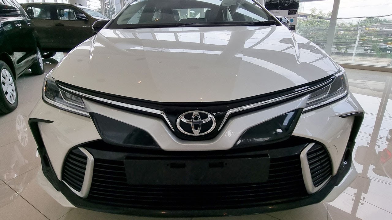Toyota Corolla Altis GR SPORT - YouTube
