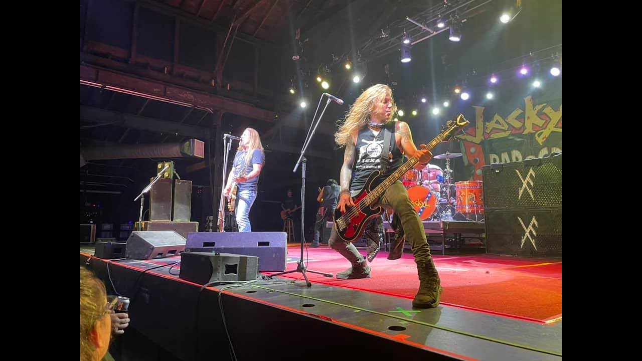 Jackyl Down on Me at the Rust Belt in East Moline Illinois 10/19/2021 ...