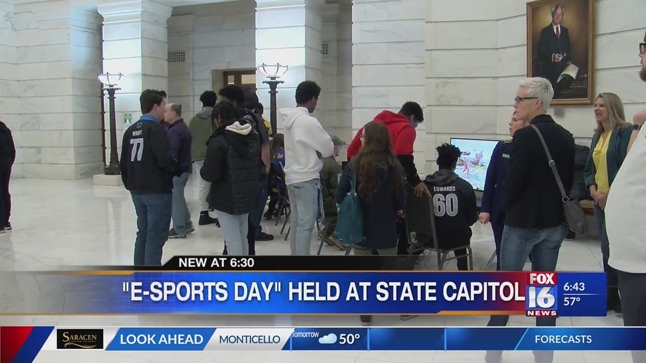 Arkansas state capitol celebrates E-Sports Day with gamers - YouTube