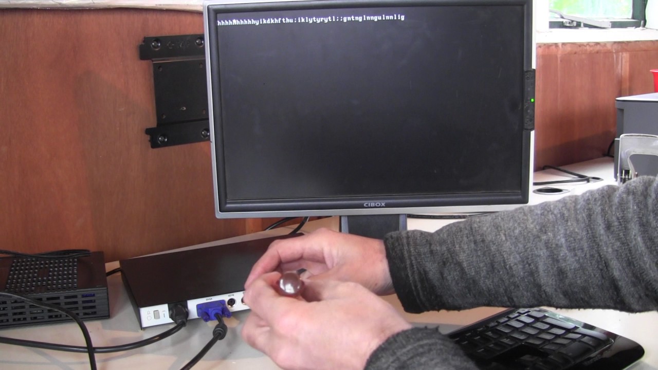 Testing Serial Ports on Axel Thin Clients - YouTube