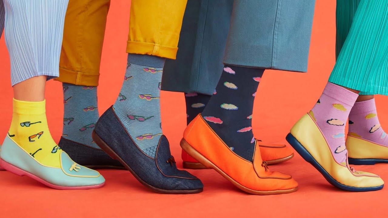 Find Your Perfect Fit: Bombas Socks Size Guide Simplified - YouTube