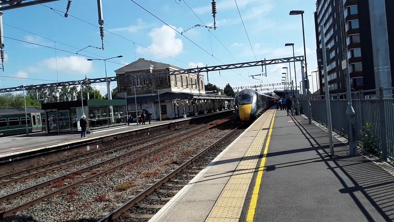 800009-023 1C07 arrived at Swindon train station Wiltshire 25.5.2019 ...
