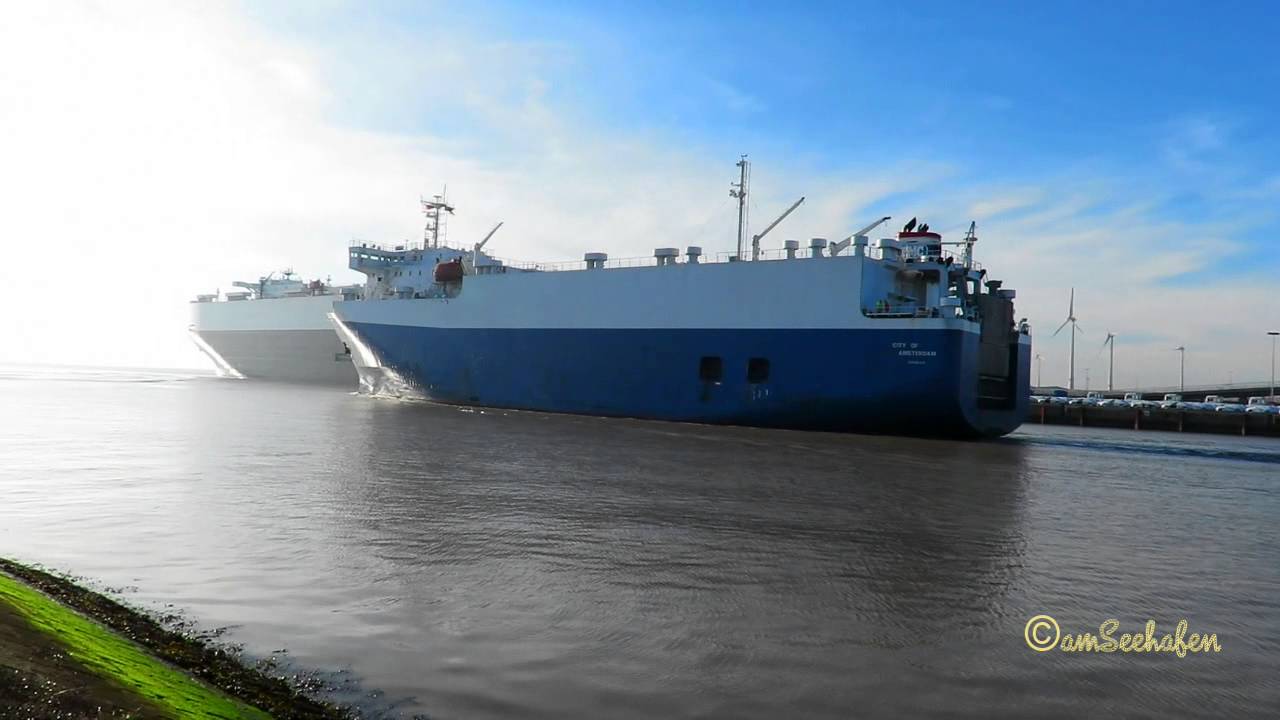 car carrier City of Amsterdam MYEU8 IMO 9174751 outbound Emden RoRo ...
