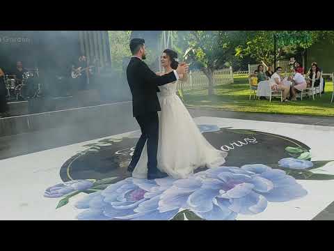 FİKRİMİN İNCE GÜLÜ İLK DANS