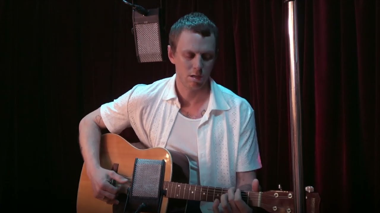 Josh Rennie-Hynes - When we Touch (Acoustic) - YouTube