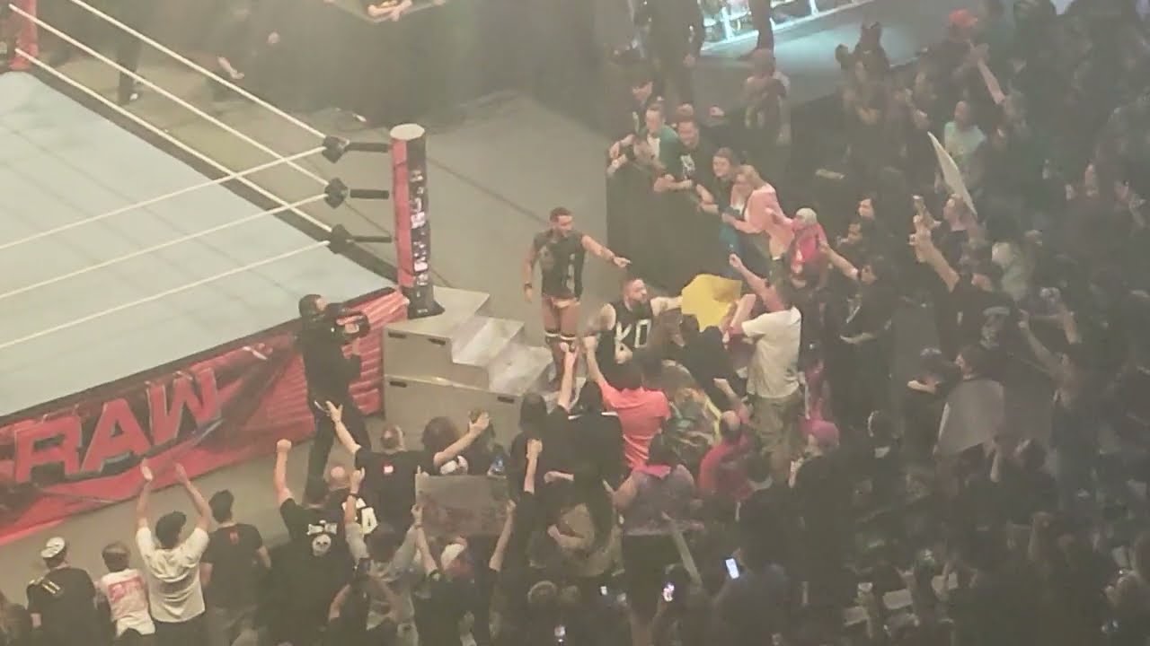 Kevin Owens Entrance At WWE RAW In Edmonton, Alberta 🇨🇦- September 26 ...