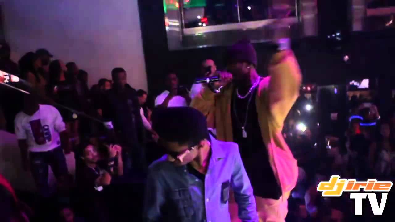Lil Wayne shows love for DMX at LIV Nightclub Then DMX performs LIVE! 1 ...