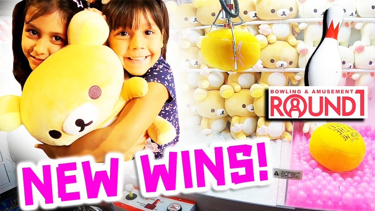 New Claw Machine WINS at ROUND 1 Arcade! We had so much FUN!!! - YouTube