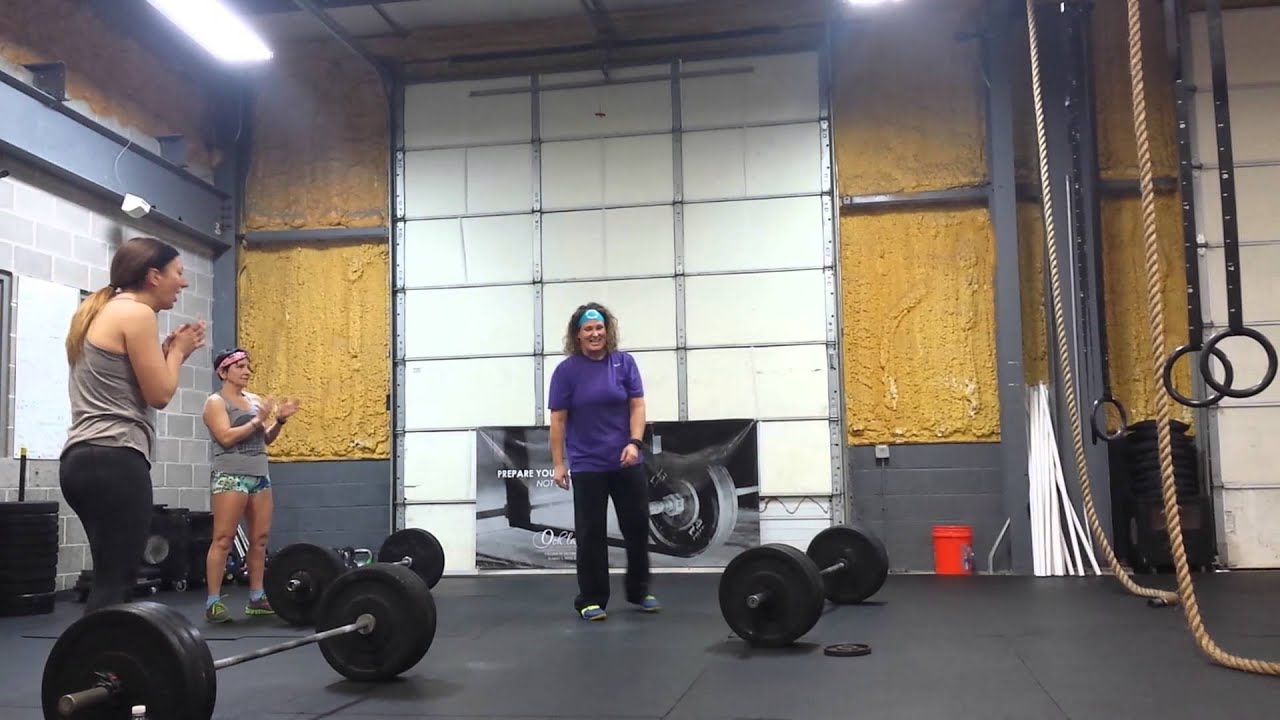 Julie Post-Smith - Sumo Deadlift 200+ - YouTube