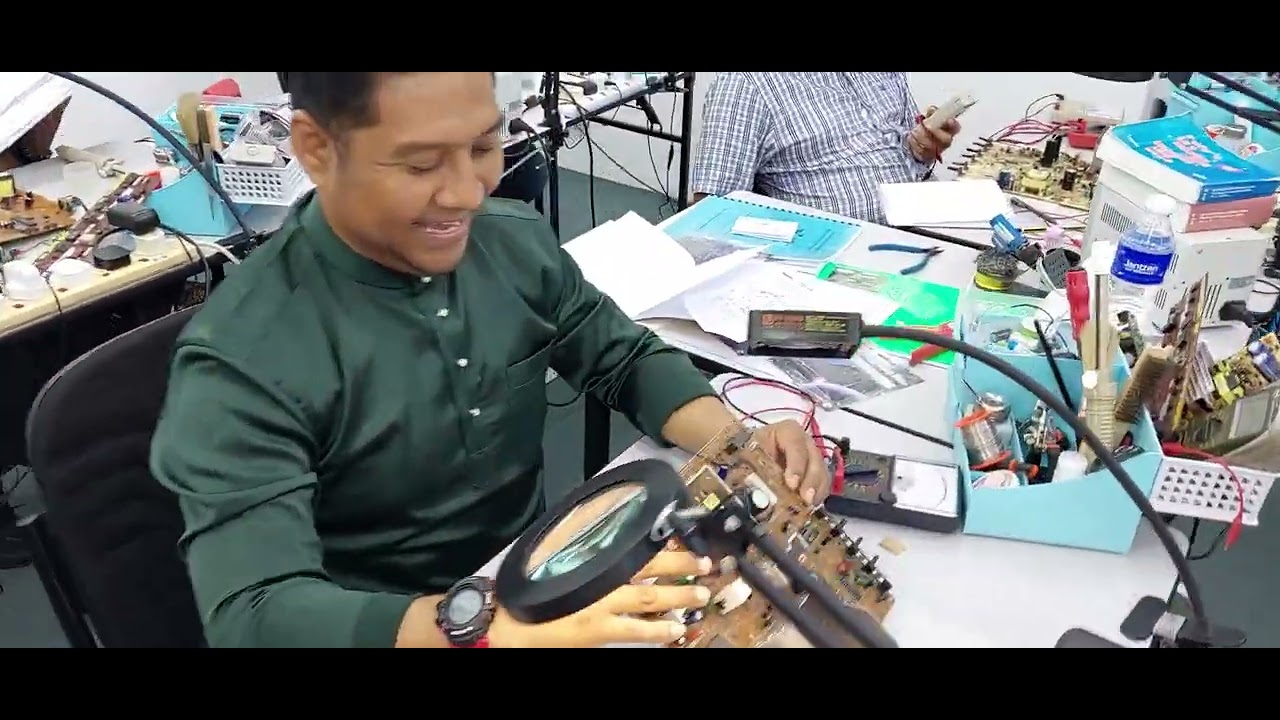 Electronics Repair Course - YouTube