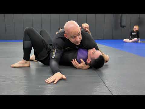 3 MUST SEE Moves for MMA: Pinch headlock to Punch Americana to Arm ...