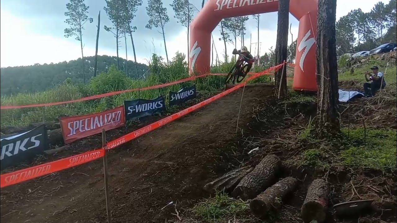 indurocs sram seri 2 cilorek bike Park 5 Juni 2022 - YouTube