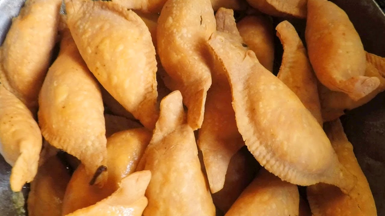 Andhra Style Bellam Kajjikayalu | Traditional Sweets | Street Food ...