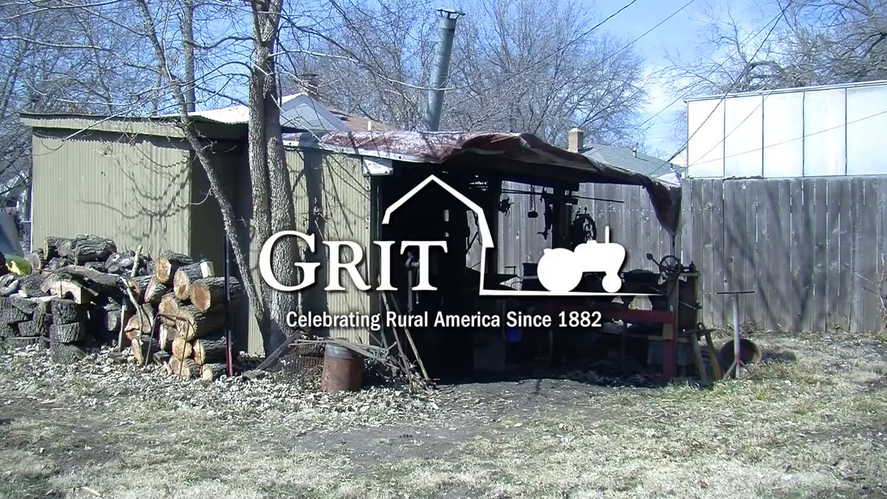 Backyard Blacksmithing: Circle H Ranch & Blacksmith Shop - YouTube