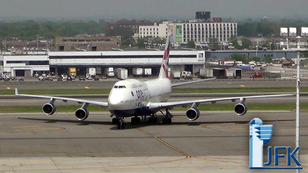 JFK RAMP ACTION! Planespotting at New York JFK - B747, B777, A330, etc ...