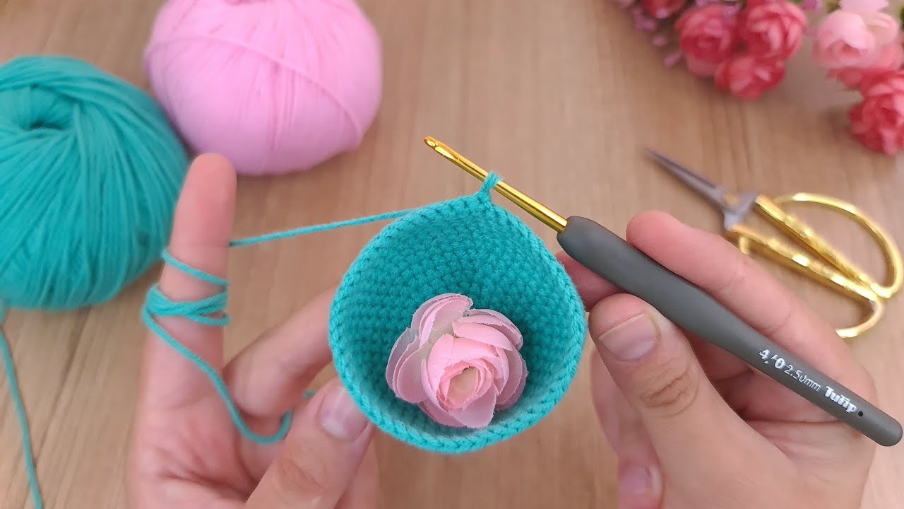 Wow! SUPER😱VERY NICE IDEA WITH KEY🔌I CROCHET this for my KEYS and fell ...