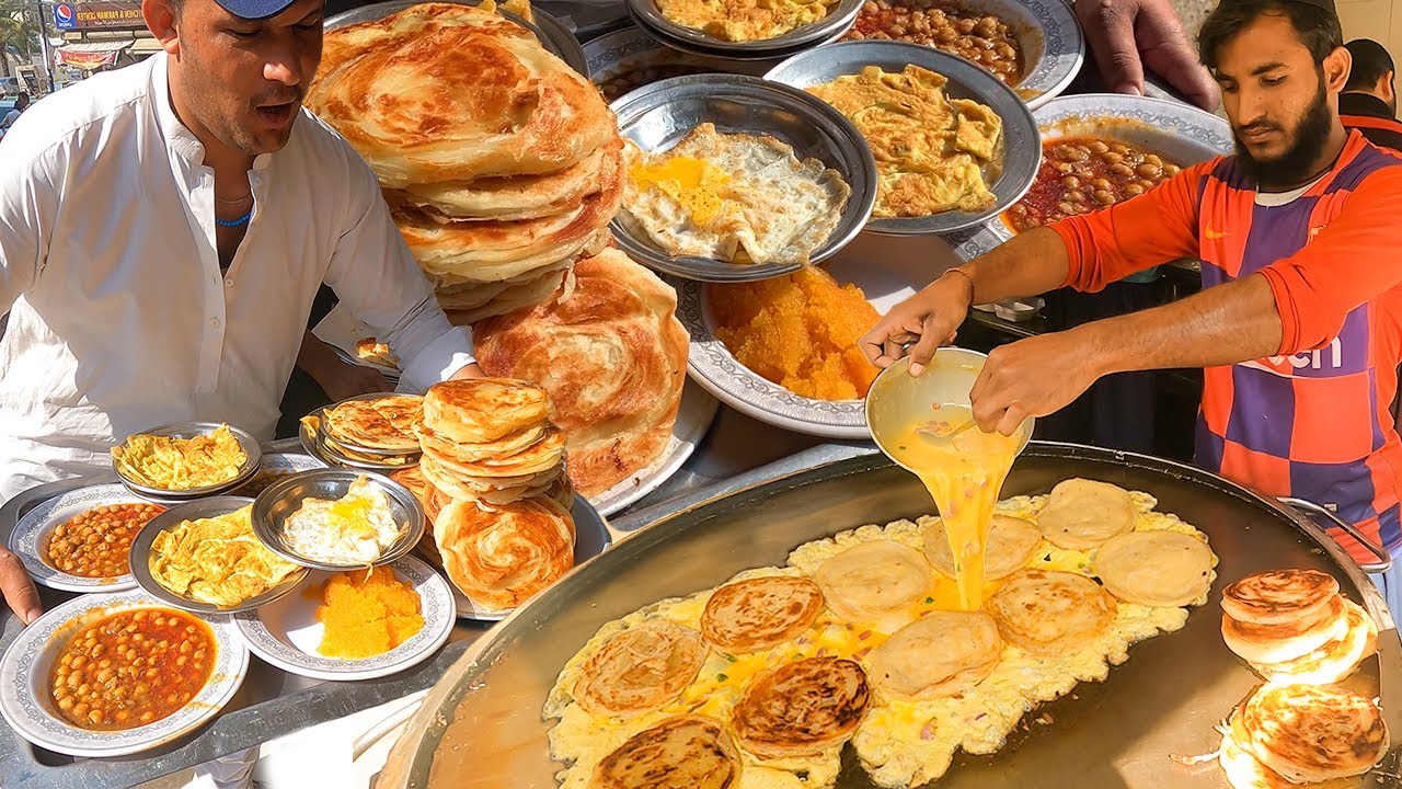 Subha Ka Nashta | Biggest Egg Omelet + Khan Pathaan Paratha | Anda ...