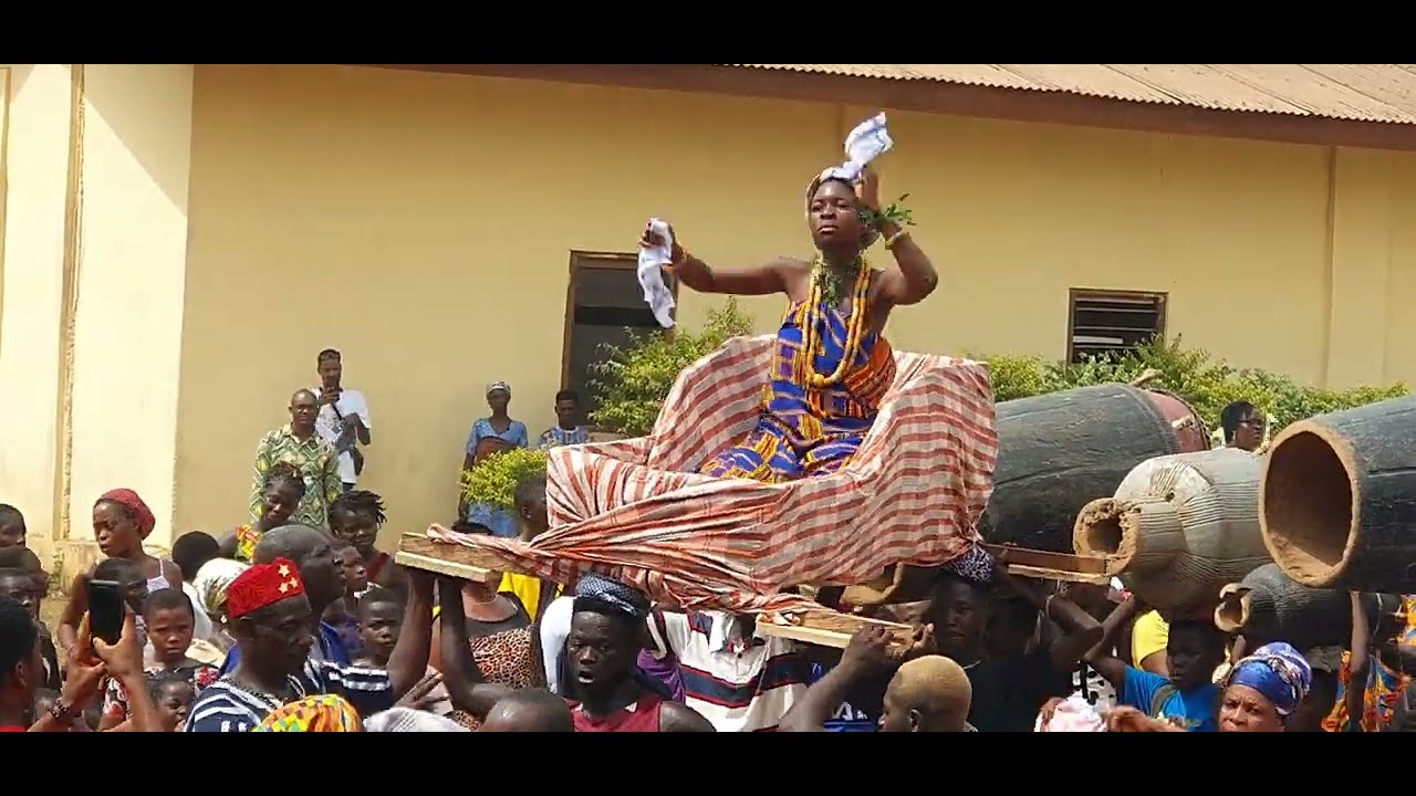 The Youngest King and Queens at Gomoa Gyaman festival 2024 - YouTube