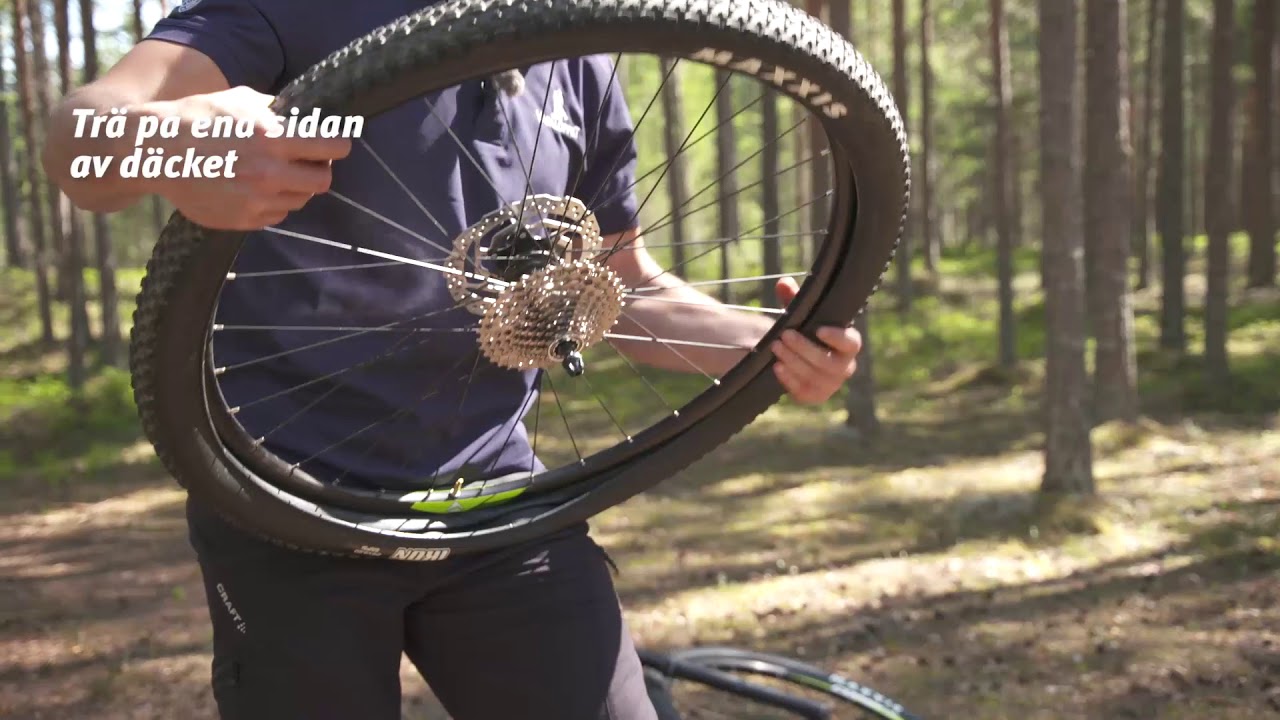 Vasaloppsskolan – Laga punktering (Cykelvård del 1 av 3) - YouTube