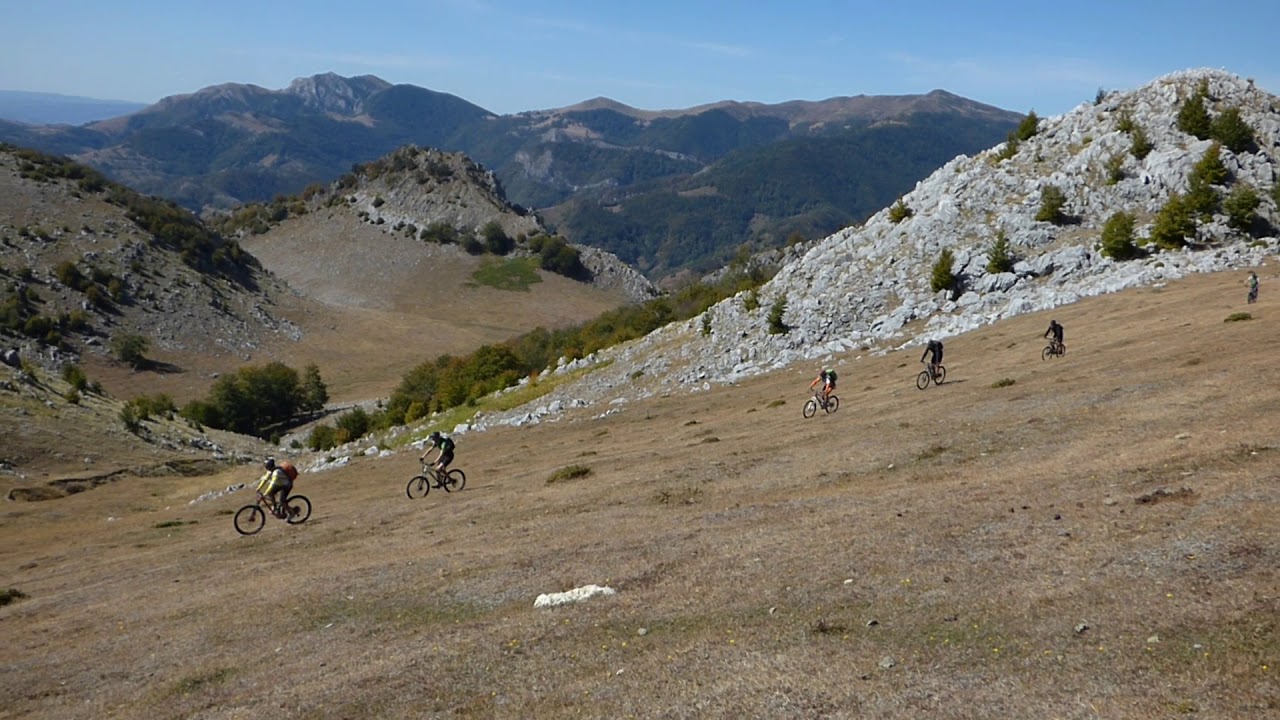 Crovuri - Băile Herculane - YouTube