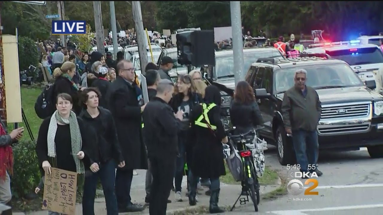 Thousands Gather In Squirrel Hill To Protest Trump's Visit - YouTube