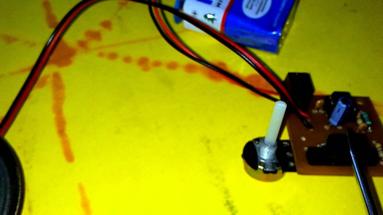 Smoke Alarm using 555 Timer IC - YouTube
