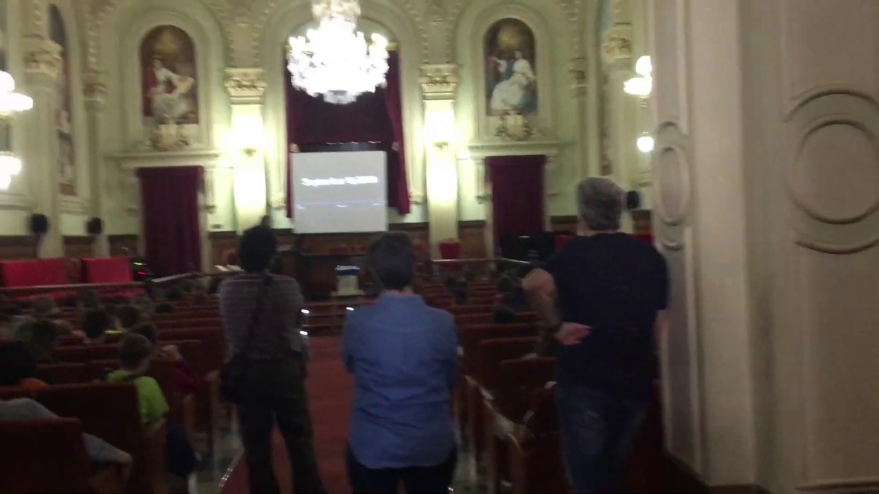 La muda de la voz en la adolescencia. Conferencia - YouTube