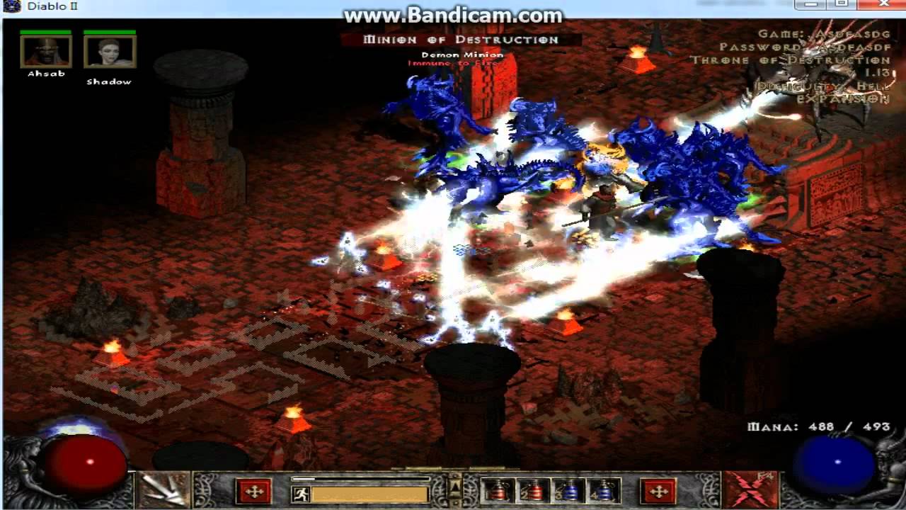 Diablo 2 Trap Assassin killing Baal in Hell difficulty - YouTube