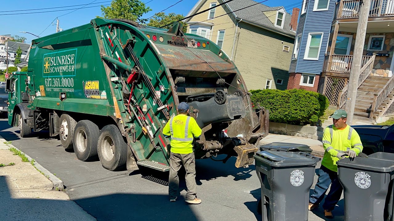 Sunrise Scavenger Garbage Truck VS Boston Cart Lines - YouTube