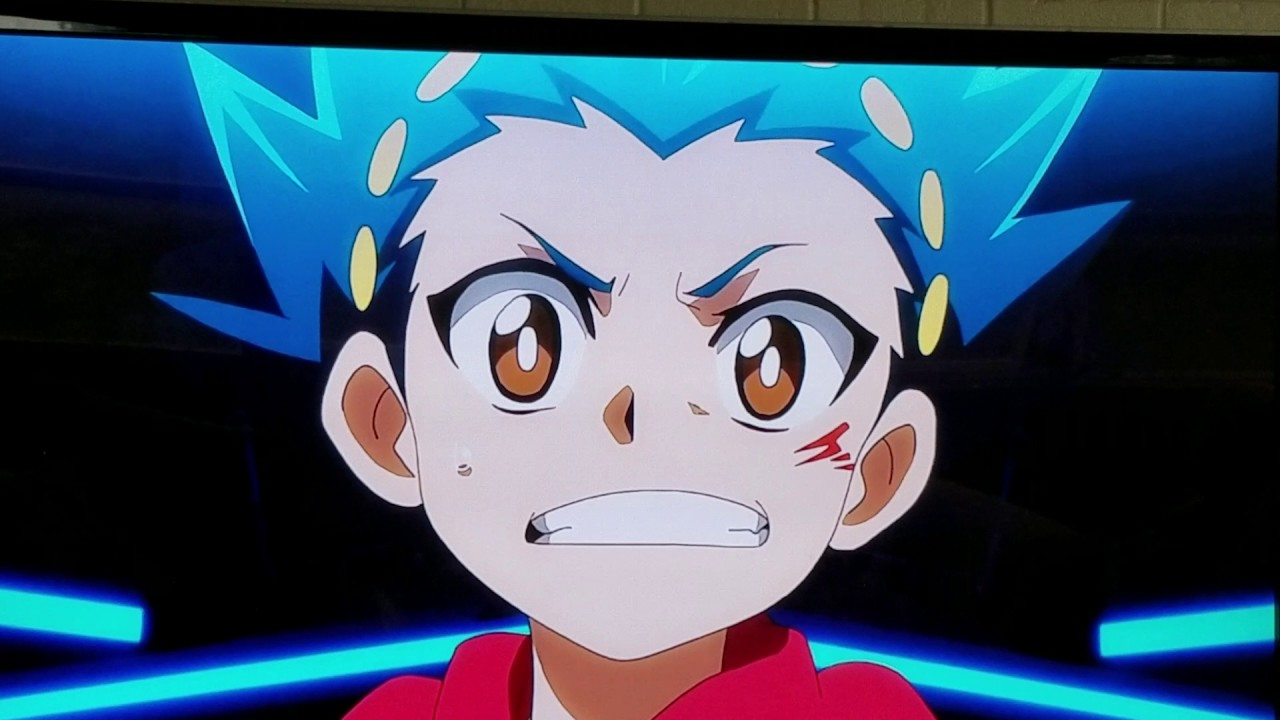 lui vs valt - YouTube