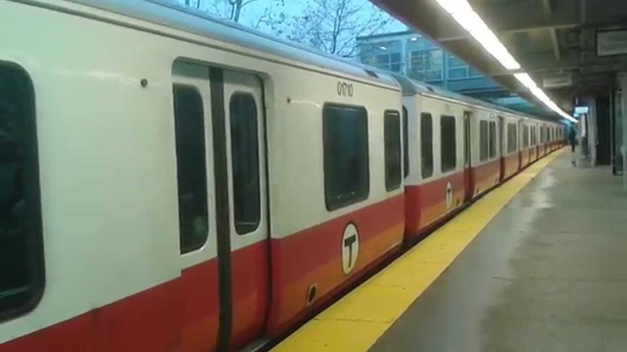 MBTA: Red Line arriving at Savin Hill - YouTube