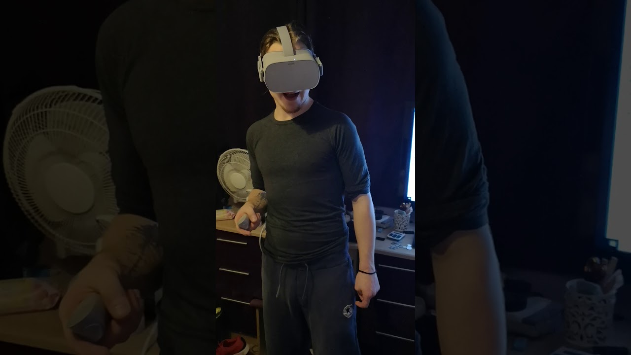 Oculus VR Horror Game Reaction - YouTube