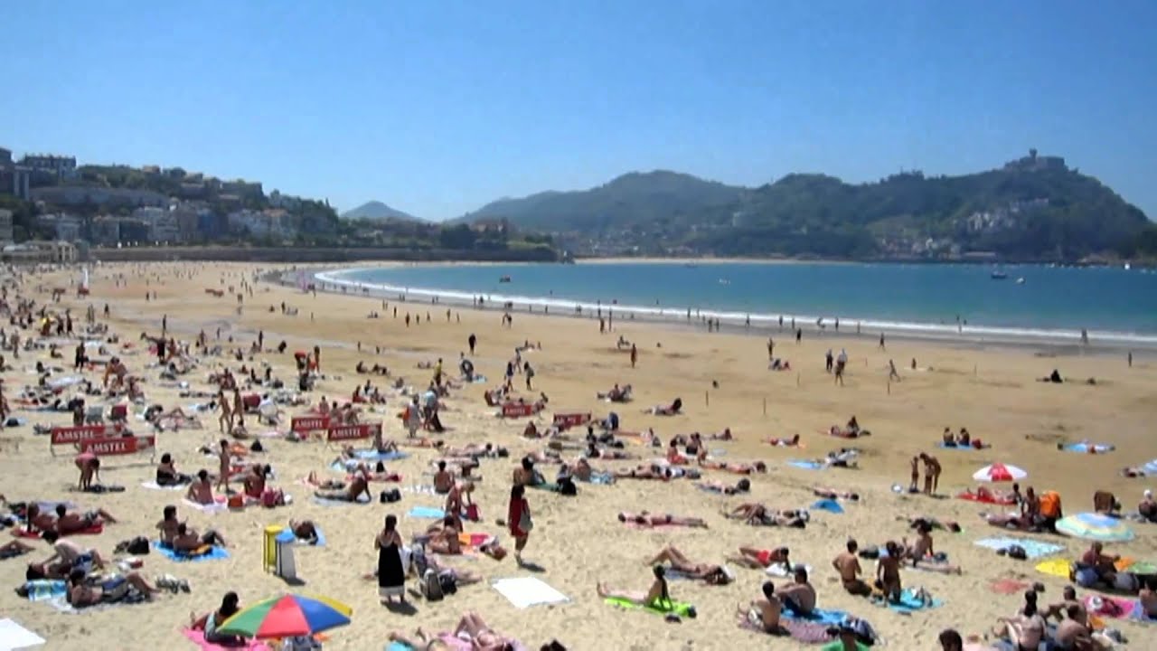 The Beach at San Sebastian, Spain - YouTube