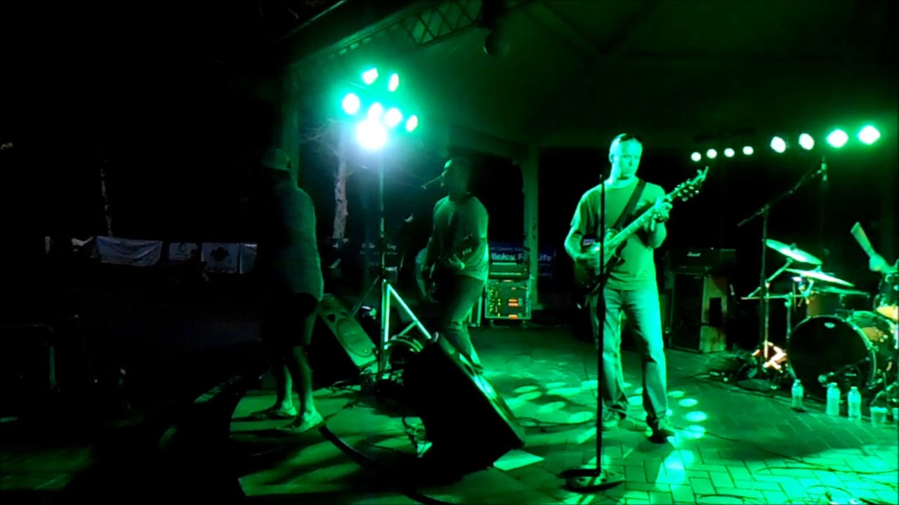 Hickory Knoll Band "Eight Second Ride" - YouTube