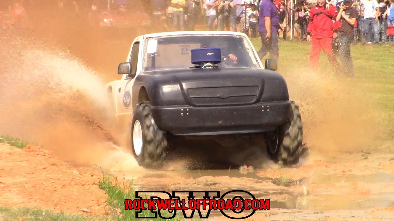 LIGHT AND FAST MUD TRUCKS!!! - YouTube