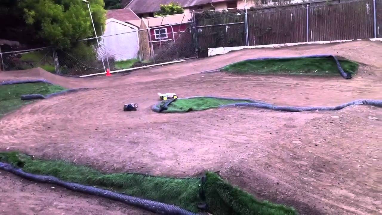 Ten-Te vs. RC8Be at Norcal Hobbies. - YouTube