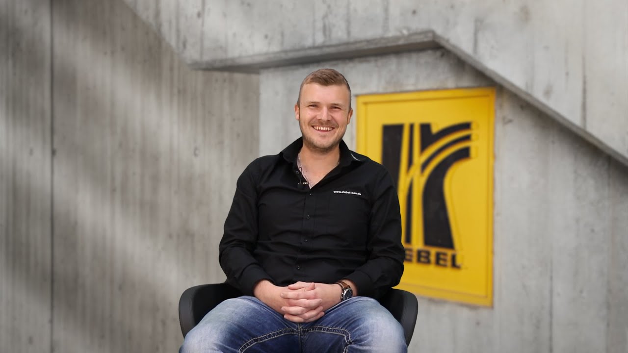 Riebel Mitarbeitervorstellung: CHRISTIAN I. - YouTube