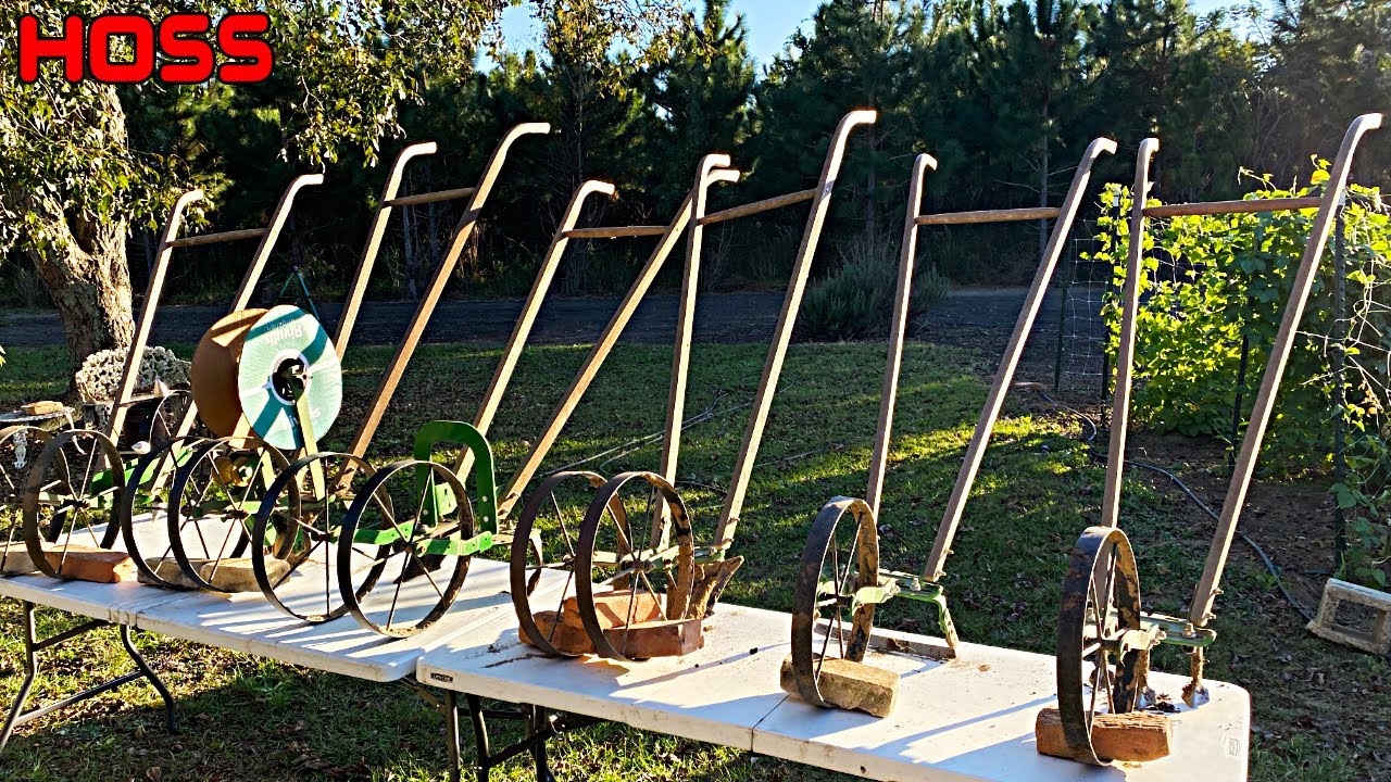 THE ESSENTIAL TOOLS FOR A SMALL-SCALE GARDEN! - YouTube