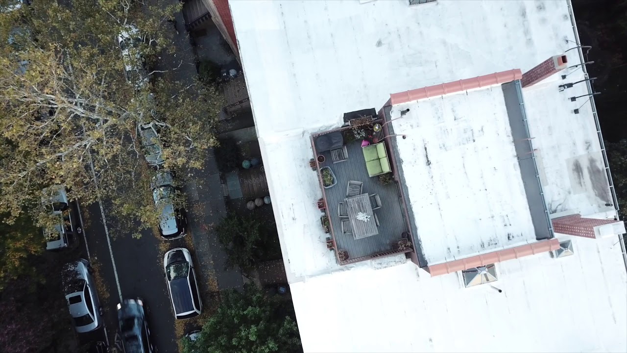 Drone crash, Park Slope, Brooklyn - YouTube