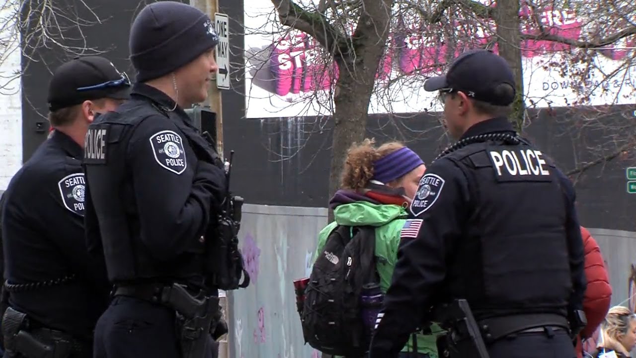 City Inside/Out: State lawmakers address police accountability - YouTube