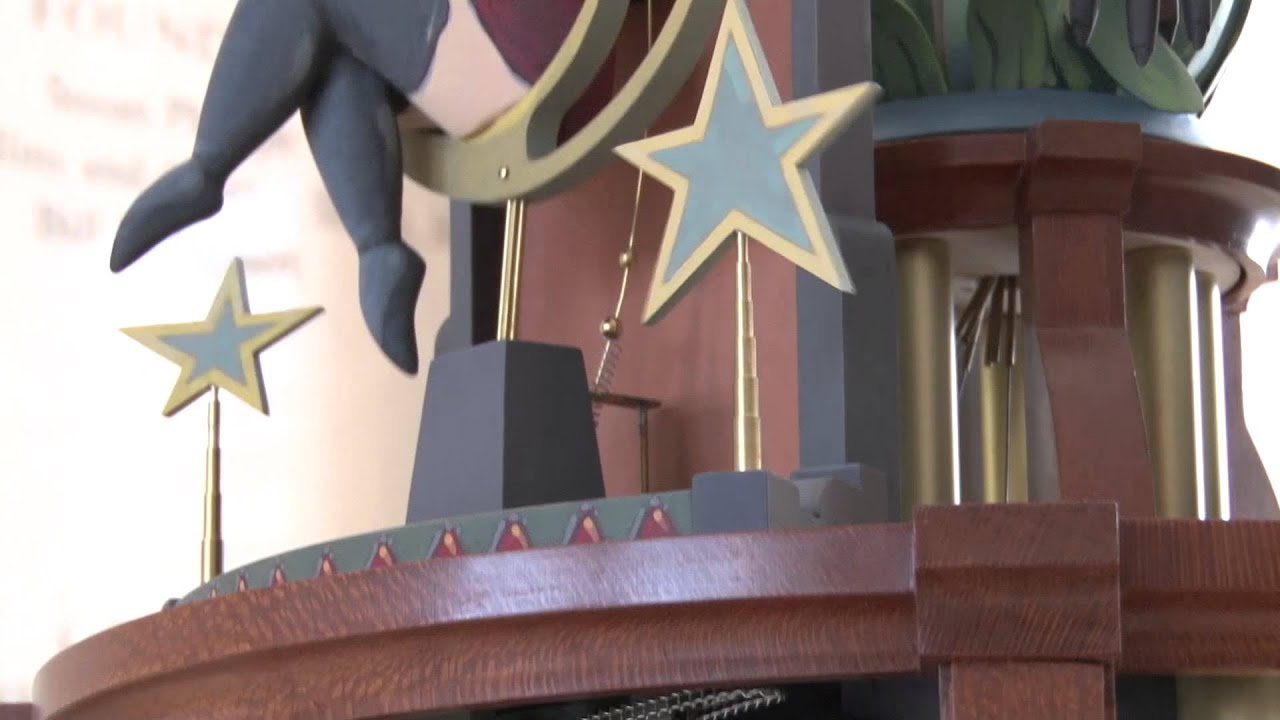 Interactive Donation Box Sculpture Entertains JCSM Visitors - YouTube