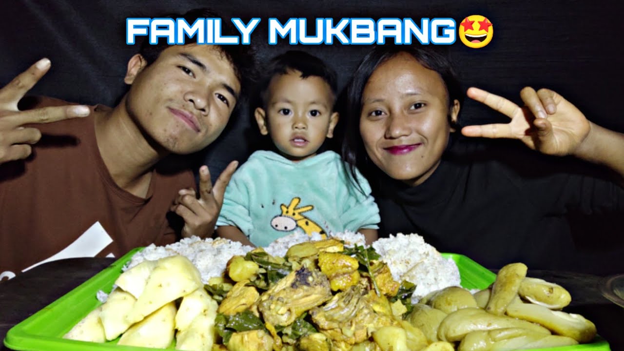 FAMILY MUKBANG🤩||CHICKEN, PINEAPPLE etc.😄||#Mukbang #Familymukbang ...