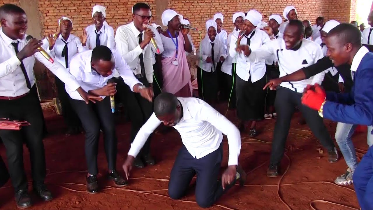 CHORAL SAUTI YA MWISHO ADEPR NASHO IMANA🙏ISUMBA IBIGIRWAMANA🕕ISAHA Y ...